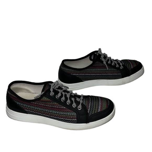 Traq by Alegria | Shoes | Alegria Traq Sneaq Wild Wave Sneaker | Poshmark